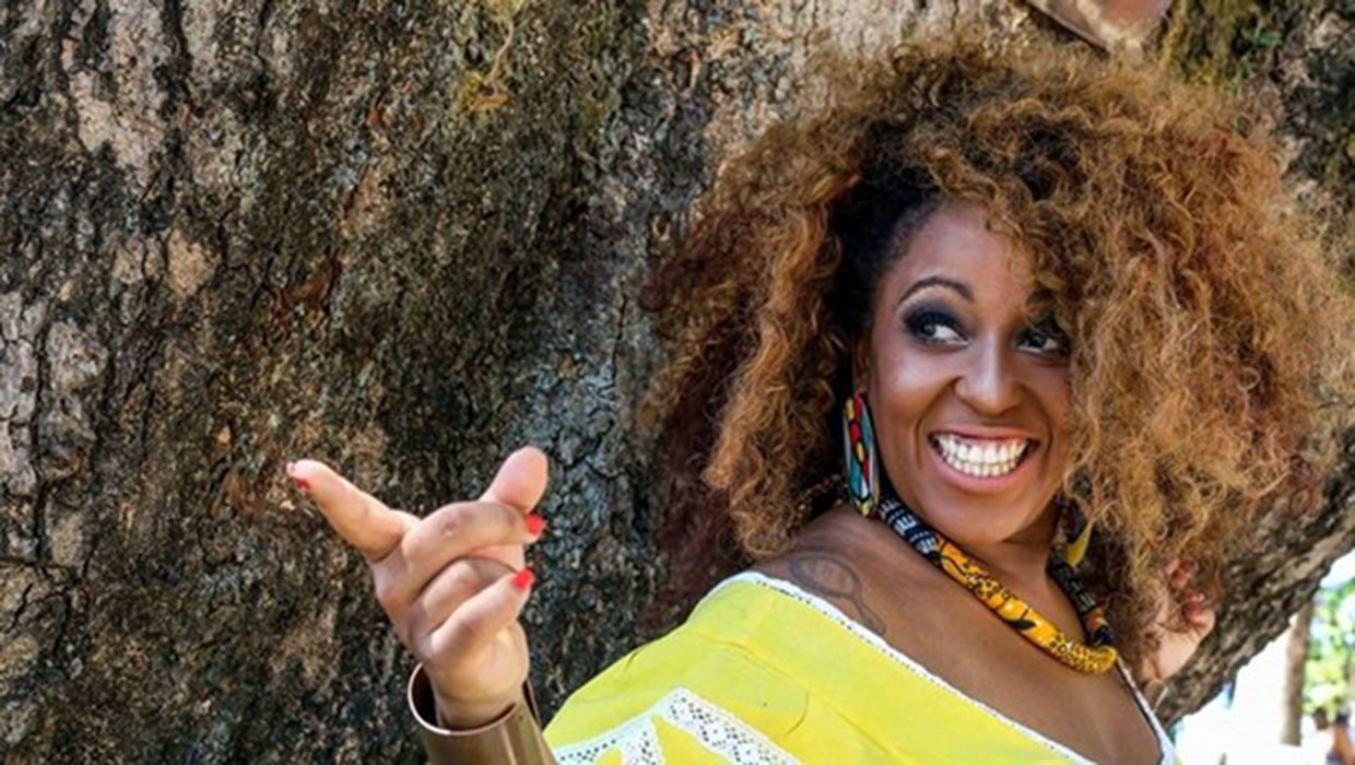 Tia Má apresenta Stand Up no Teatro Eva Herz em julho