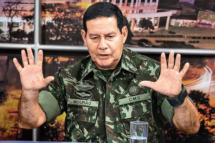 PRTB anuncia general Hamilton Mourão como vice de Bolsonaro