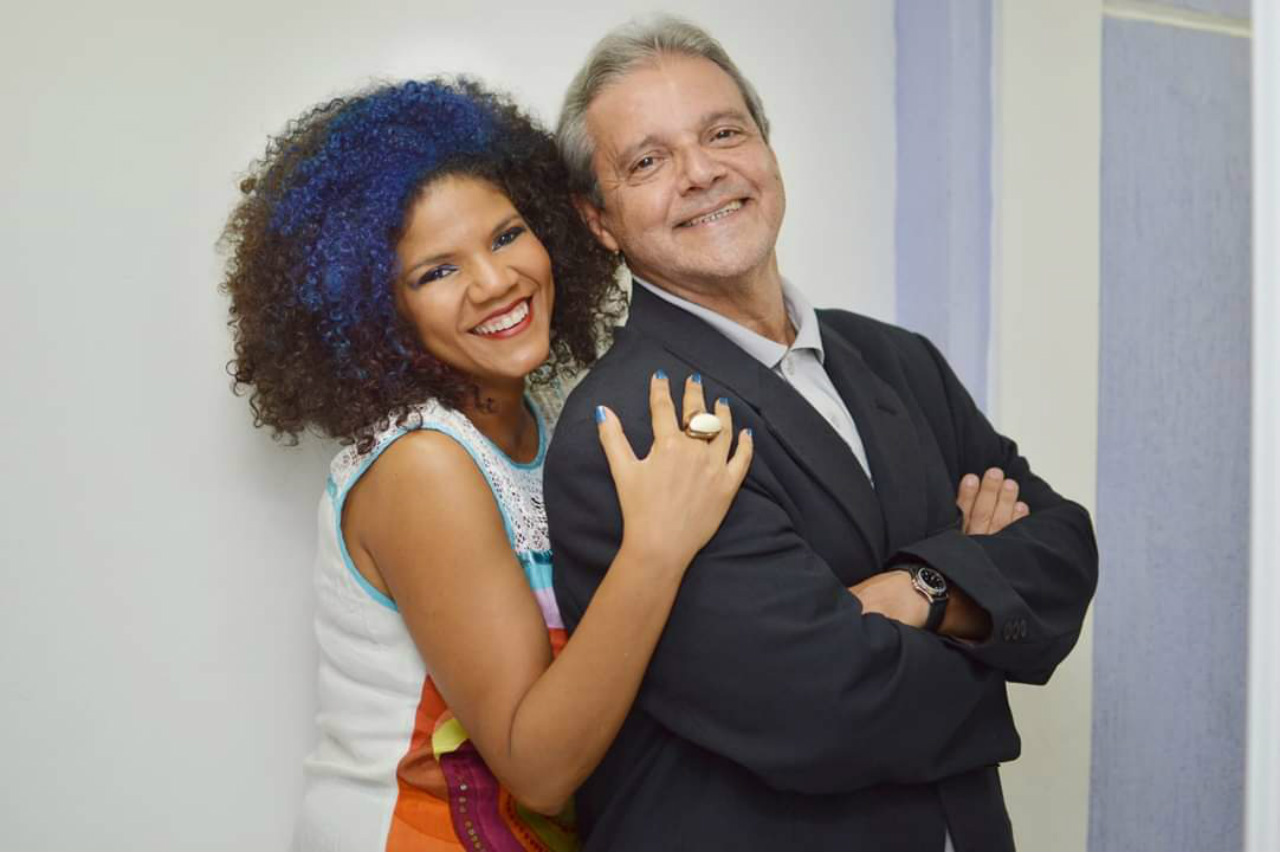 Juliana Ribeiro homenageia Ary Barroso nesta terça no TCA