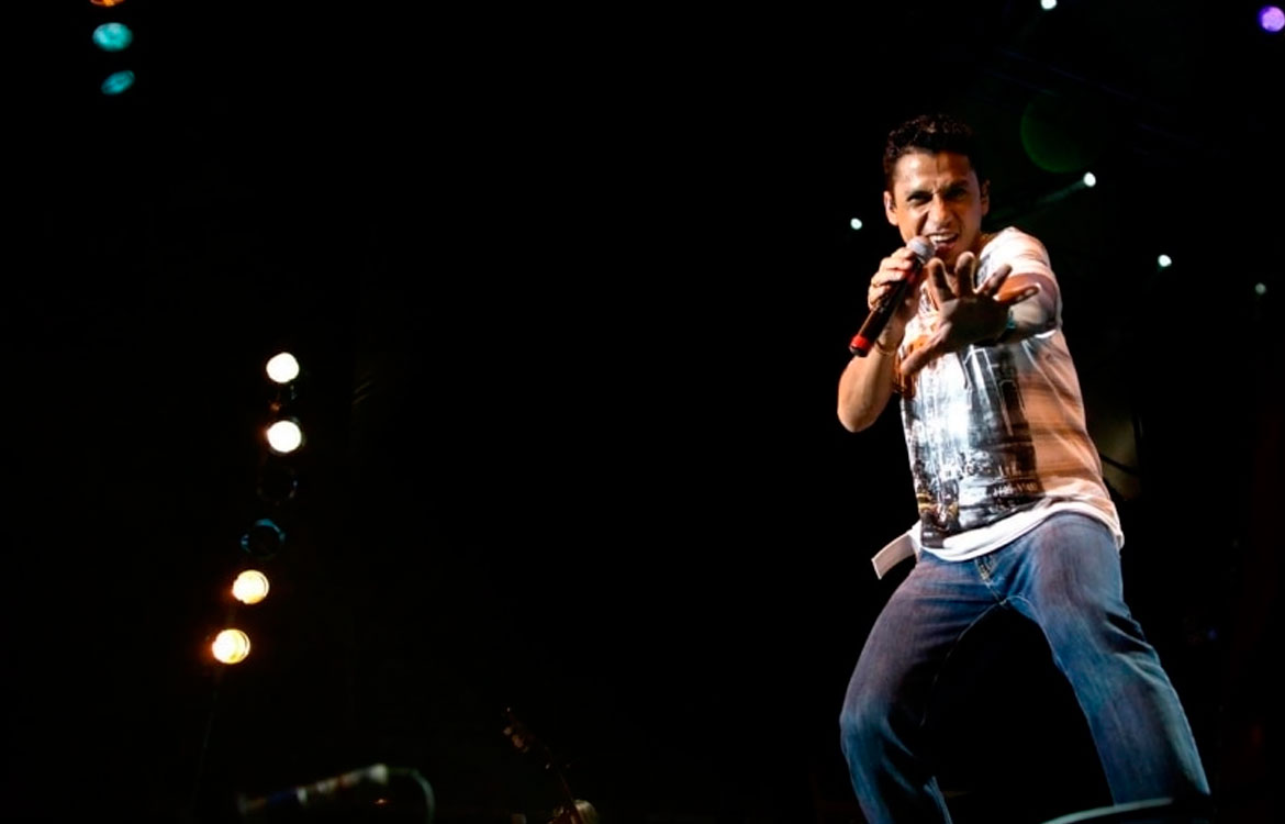 Com hits que marcaram os anos 2000, MC Leozinho se apresenta em Salvador