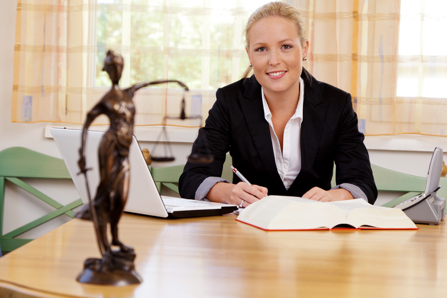 Advogada dá dicas de como se sair bem na primeira fase do Exame de ...