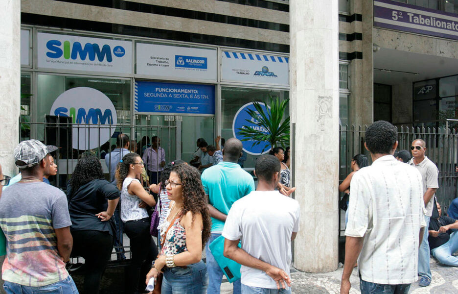 SIMM oferece 77 vagas de emprego nesta terça; confira | A TARDE SIMM oferece 77 vagas de emprego nesta terça; confira | A TARDE