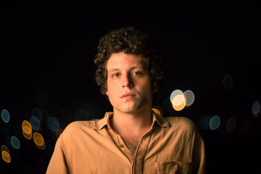 Cantor Chico Chico apresenta primeiro disco solo em Salvador