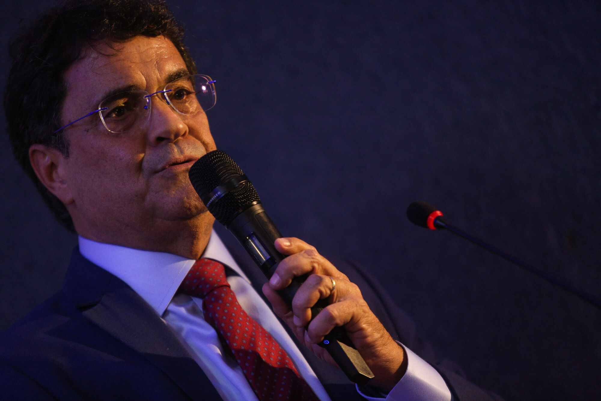 Angelo Almeida comemora R$ 1,1 bilhão alcançado pelo PMBC