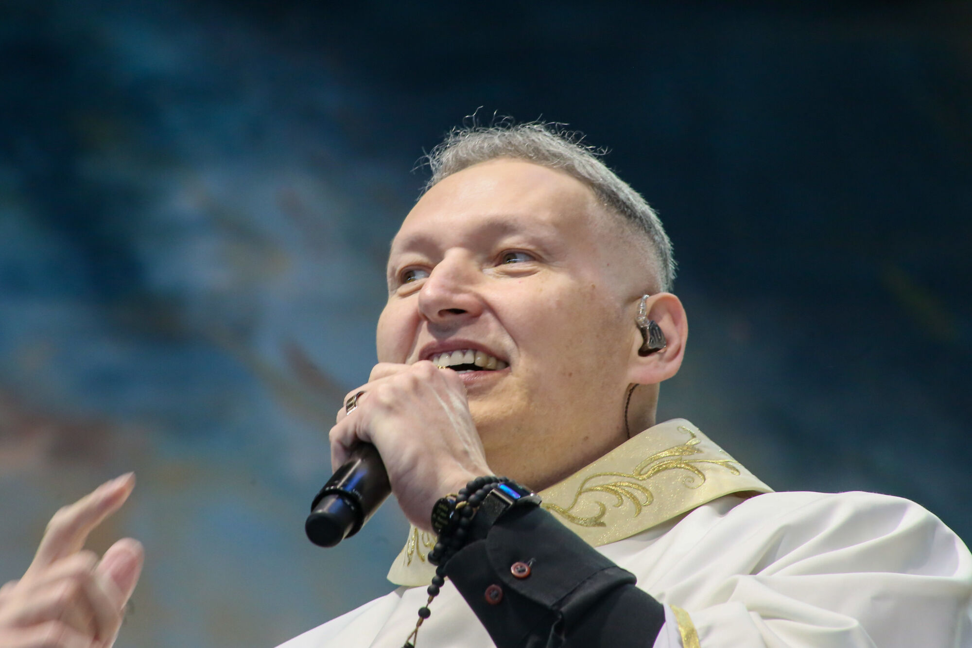 Padre Marcelo Rossi lança livros e faz sessão de autógrafo em Salvador
