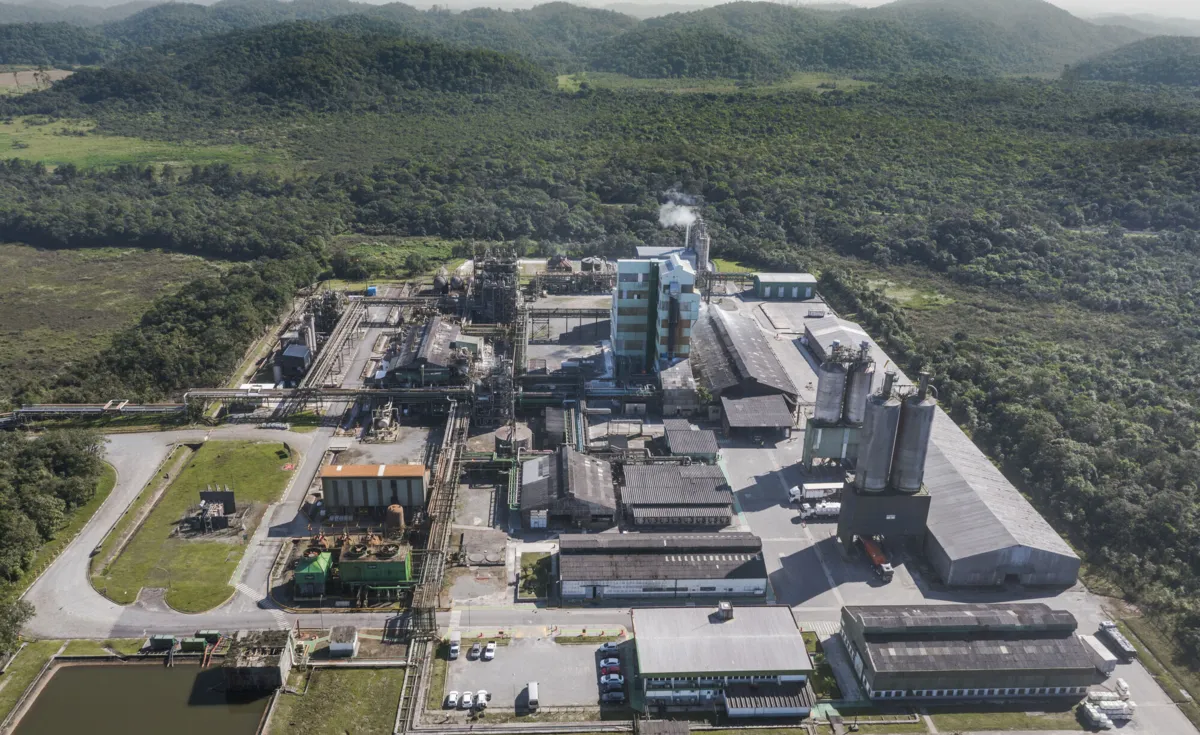 Unipar celebra 54 anos de história | A TARDE