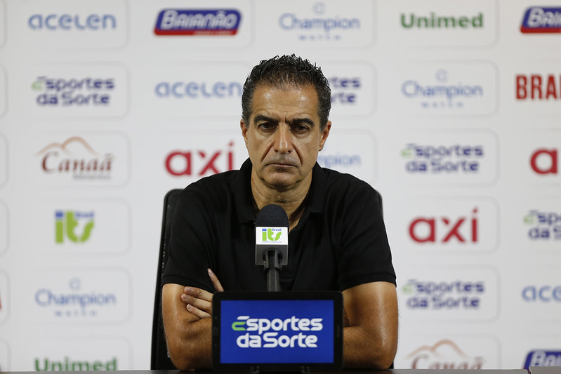 Paiva diz que Bahia foi melhor que Inter, menos no "marcar gols"