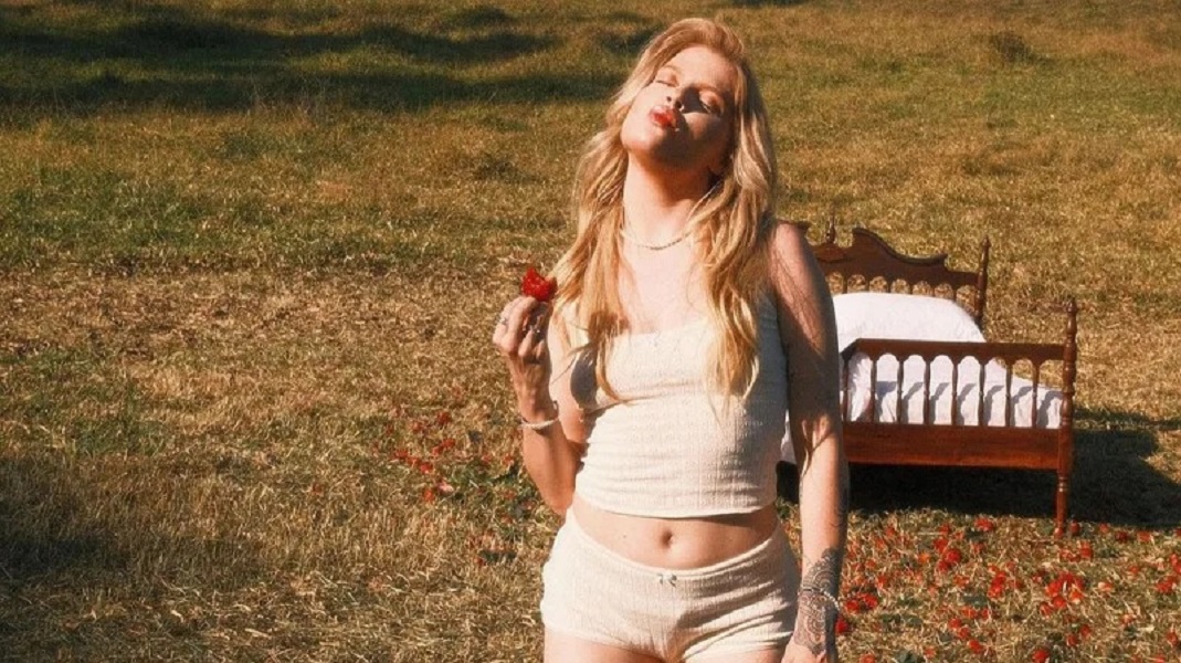 Luísa Sonza Sensualiza Em Clipe E Detalha Próximo álbum