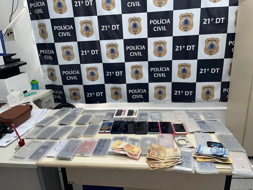 Policia Desarticula Quadrilha Especializada Em Roubo De Celulares A Tarde