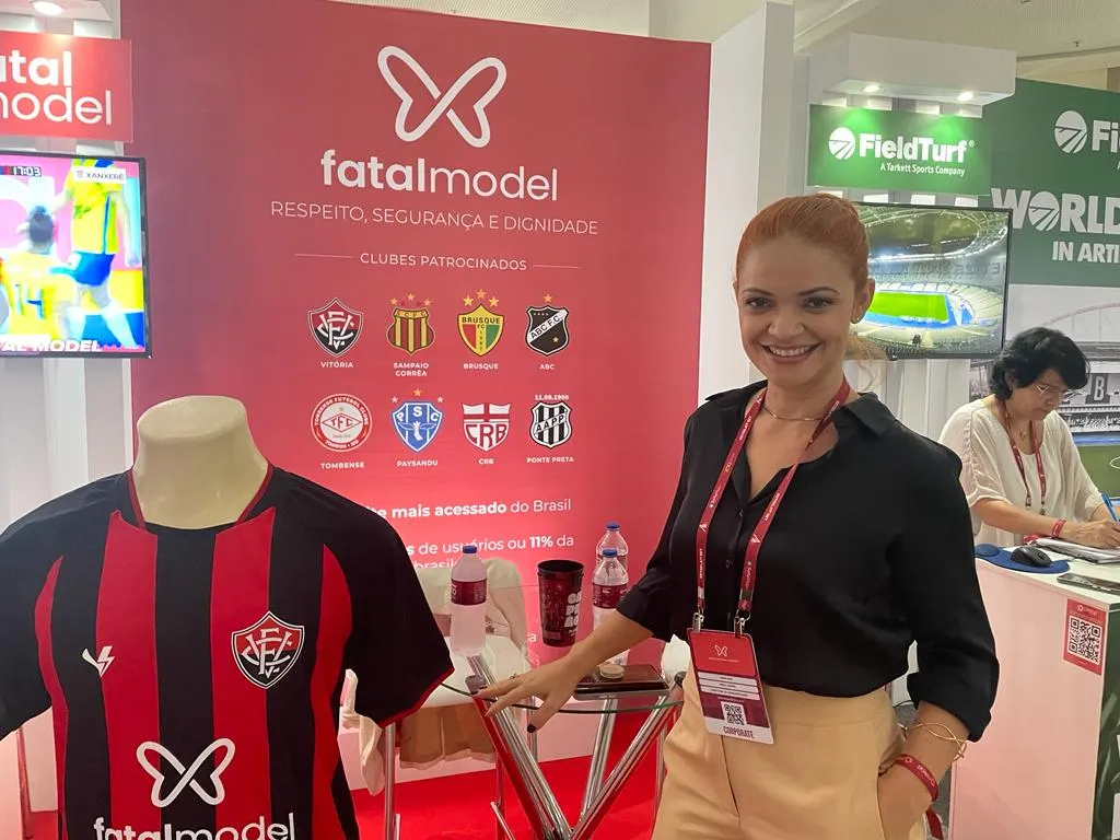 Nina Sag fala sobre a parceria com o Vitória: "Não à toa está na A" | A ...
