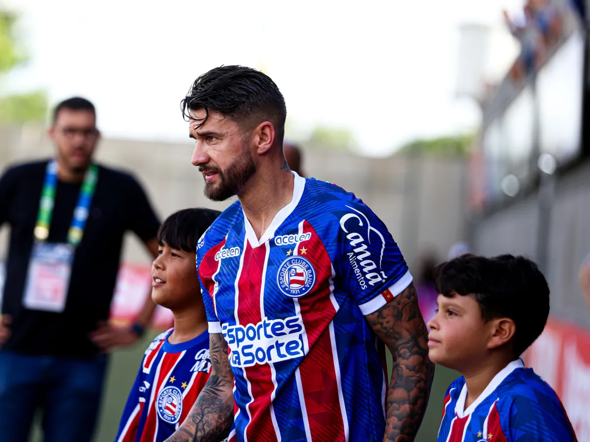 "Começo muito bom" diz Everaldo sobre início de temporada do Bahia | A ...