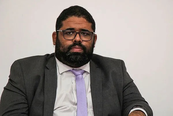 Felipe Freitas reage à criação de grupo de trabalho no governo