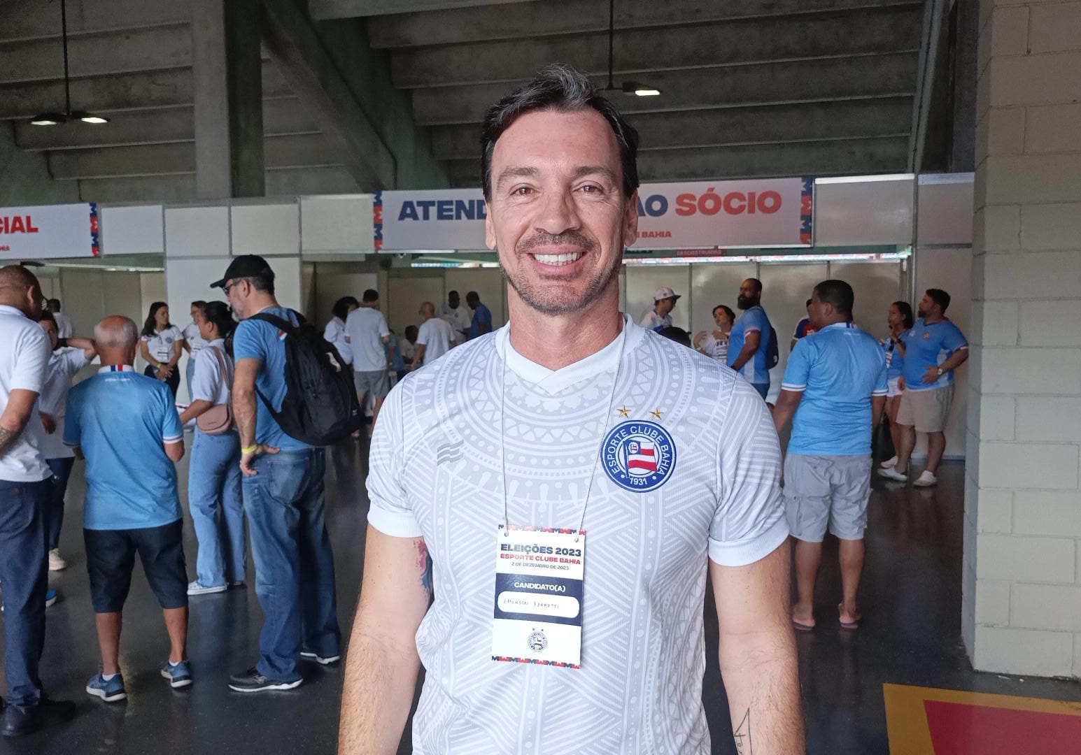 “Vontade é muito grande de trabalhar logo”, diz Emerson Ferretti