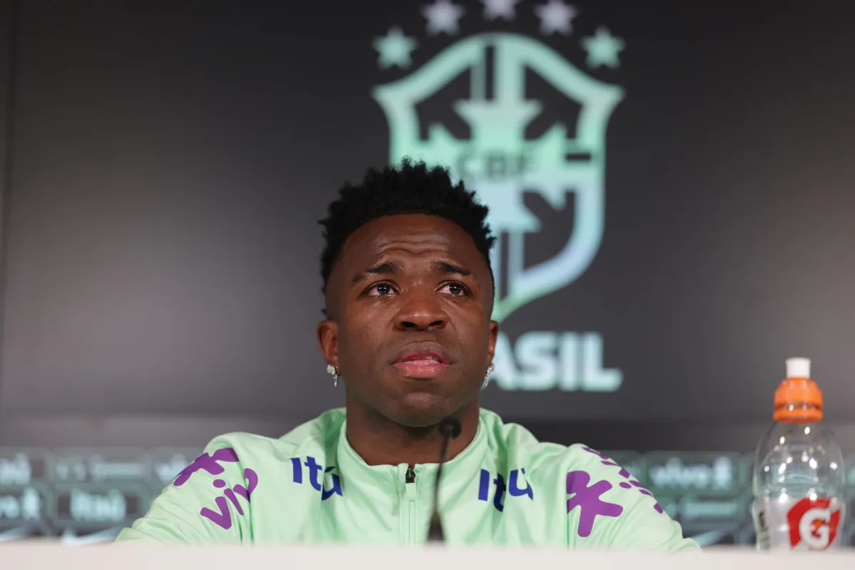 Vinícius Jr. chora ao falar sobre racismo: "cada vez mais triste" | A TARDE