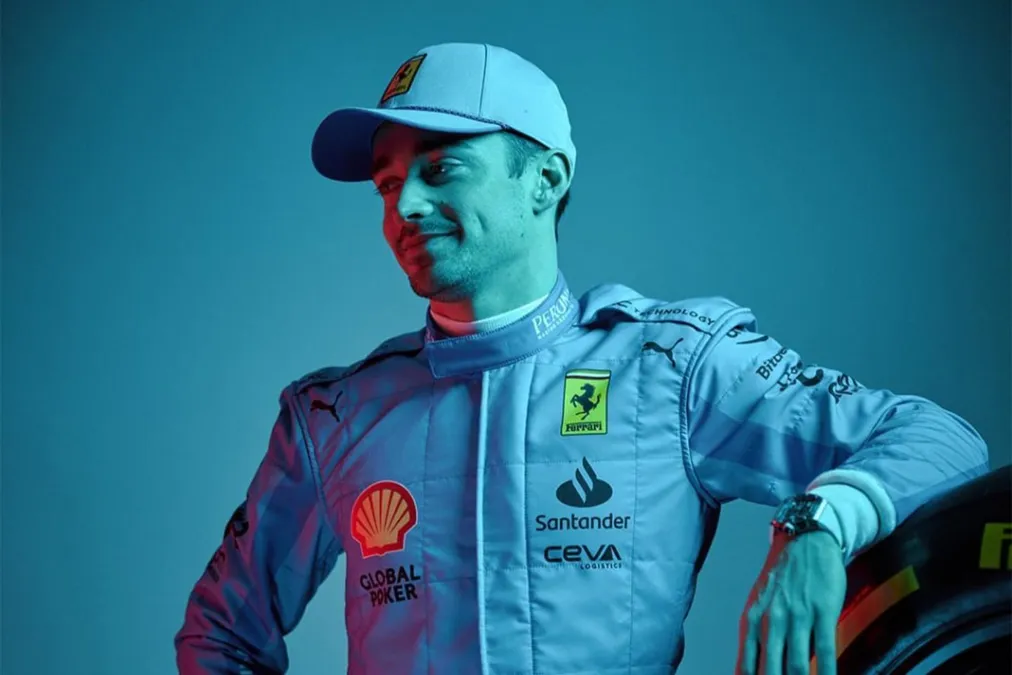 Ferrari surpreende e revela uniforme azul para GP de Fórmula 1