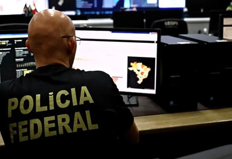 Hacker que vazou dados do Brasil é preso no interior da Bahia