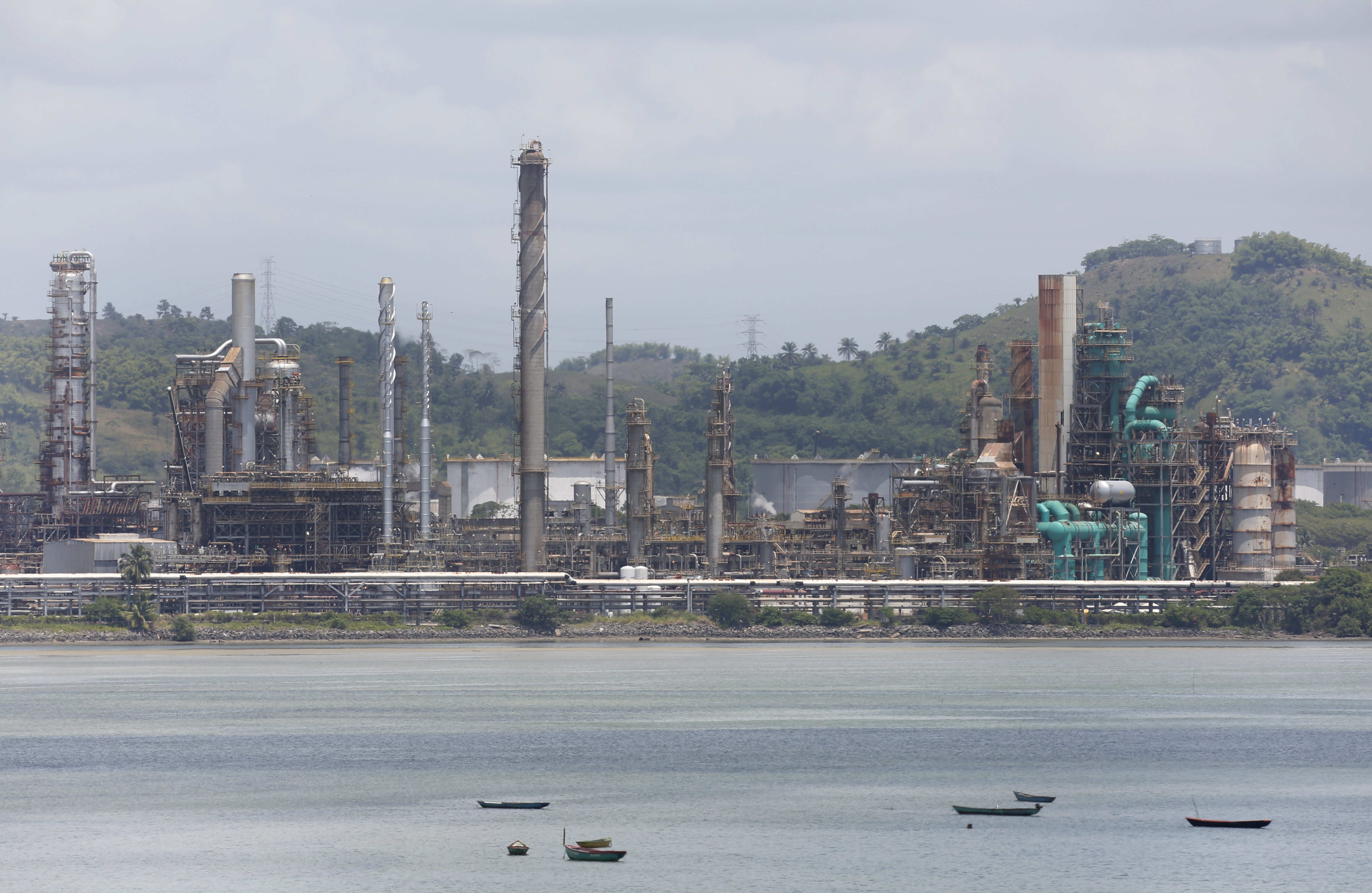 “Volta da Petrobras à refinaria de Mataripe é real”, diz Prates
