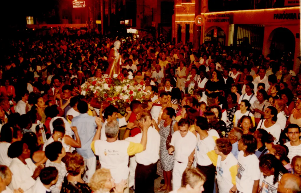 Dono da festa, São Paulo acaba ofuscado pela popularidade de São Pedro