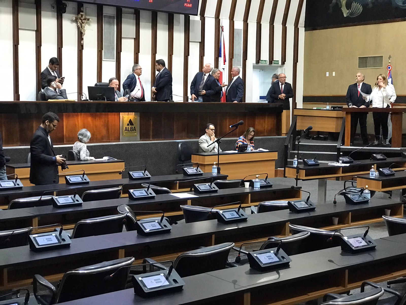 Alba aprova reajuste salarial dos defensores públicos