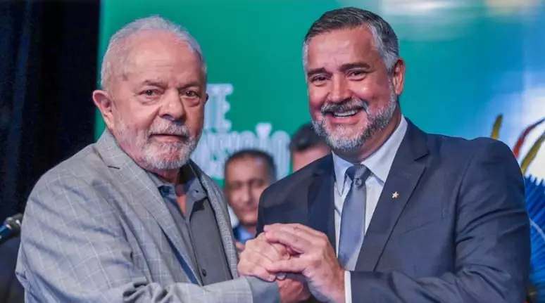 Lula cria Secretaria com status de Ministério para reconstrução do RS