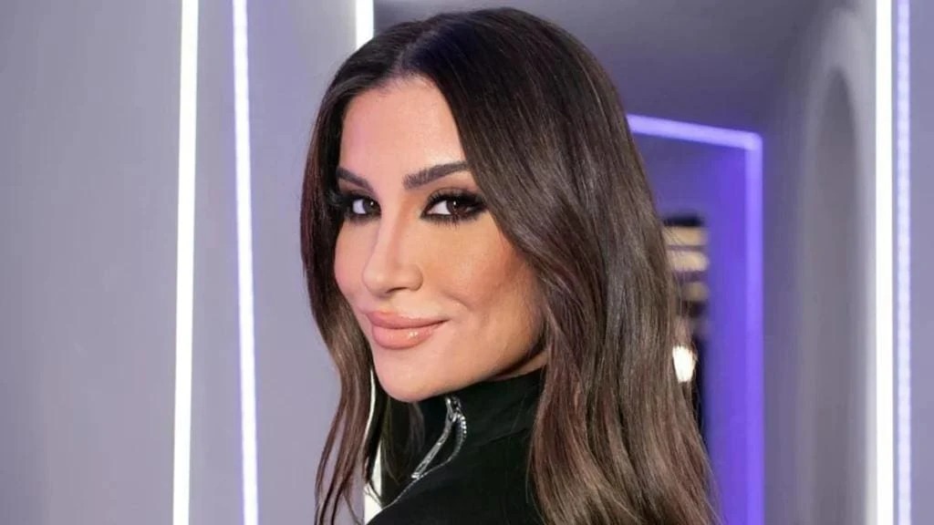 Bianca Andrade surge em clima de romance com cantor famoso; veja