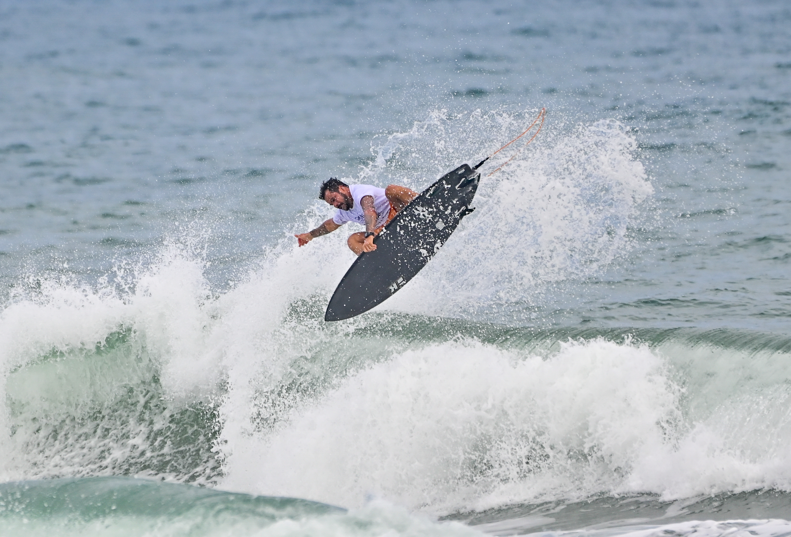 Campeonato Tivoli Triple Crown Surf 2024 apresenta os “supercampeões”