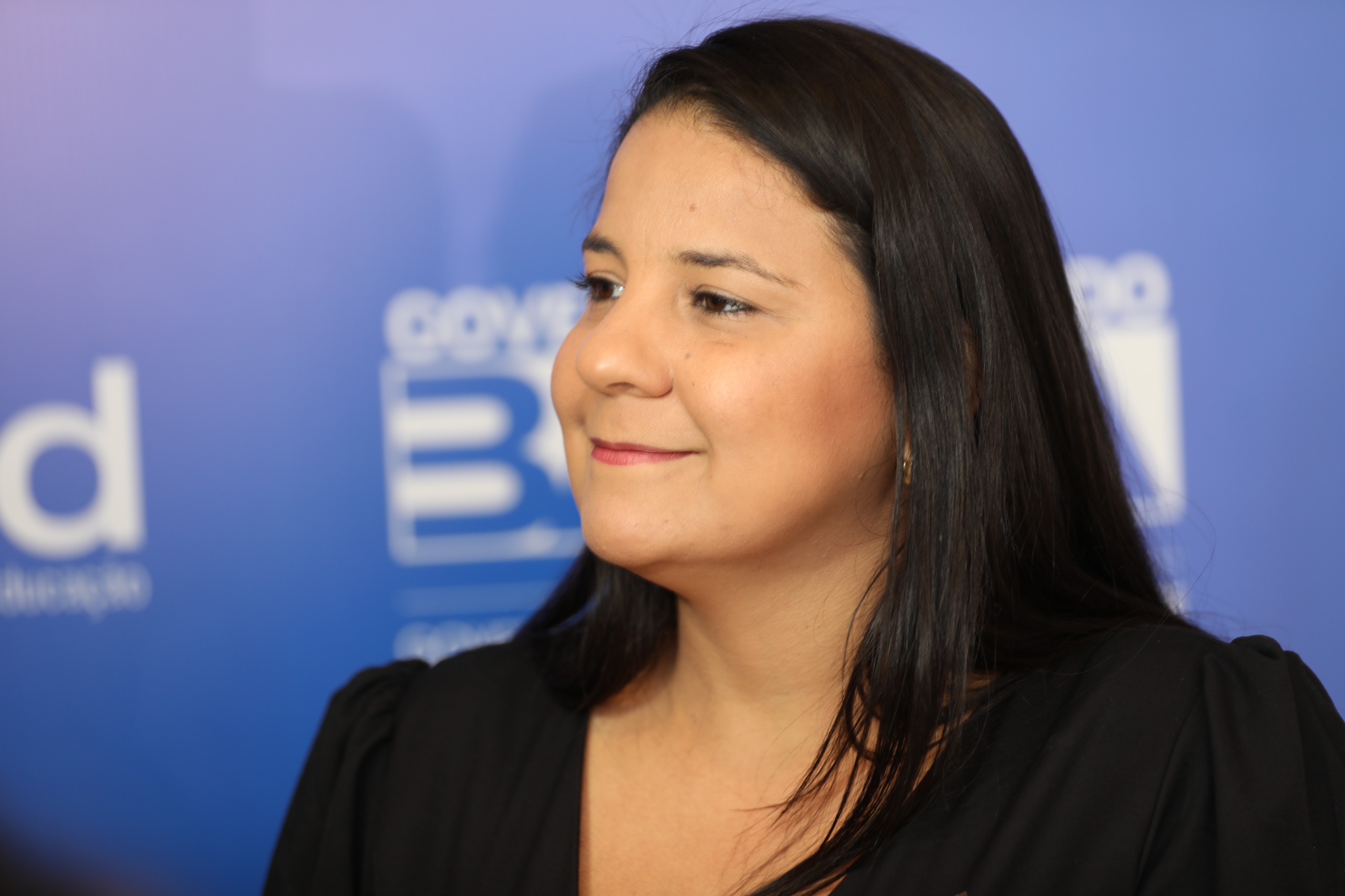 Rowenna Brito fala em 200 mil alunos a mais na rede estadual em 2025