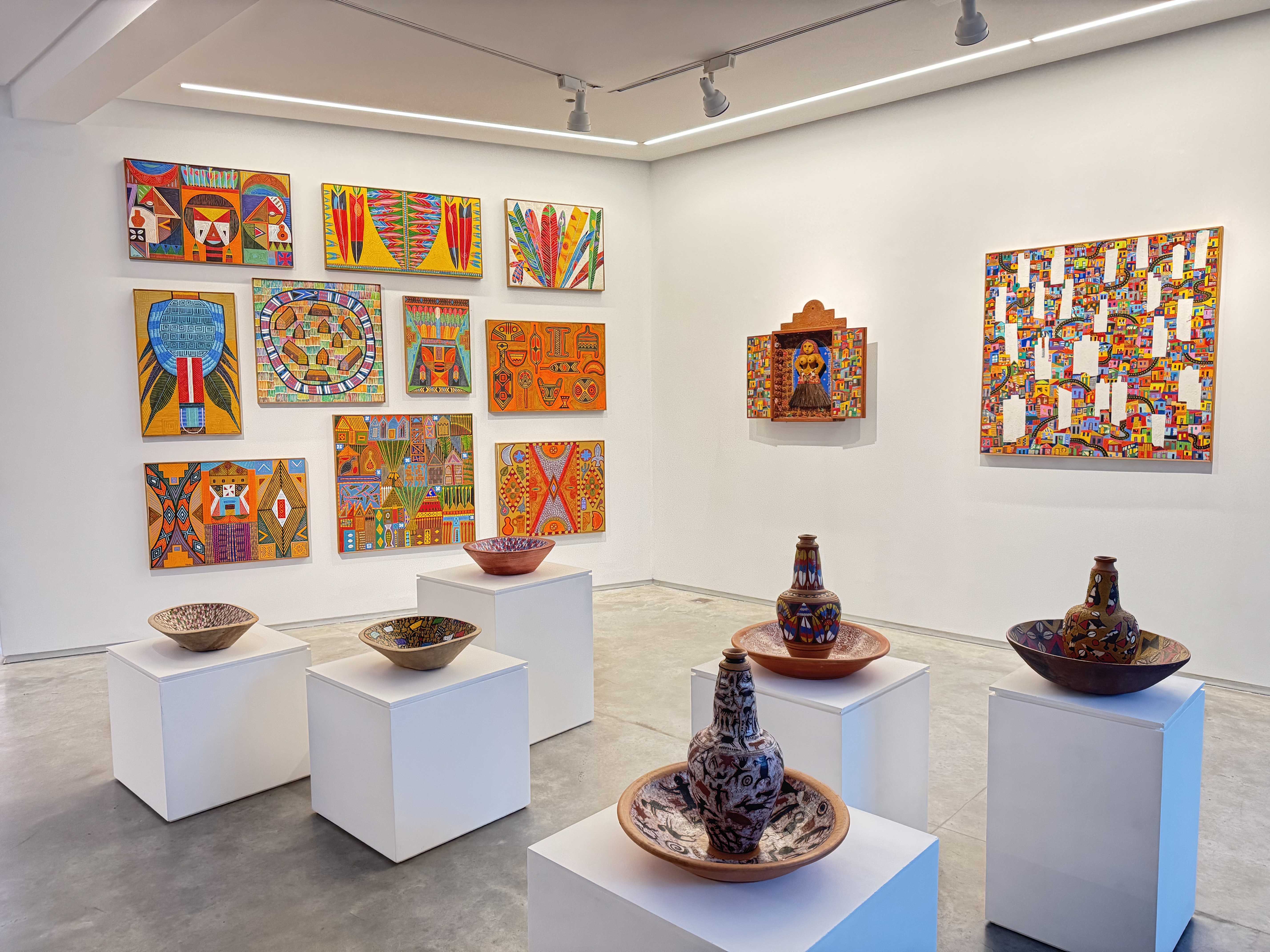 Exposições ocupam dois andares da Paulo Darzé Galeria até janeiro de 2025