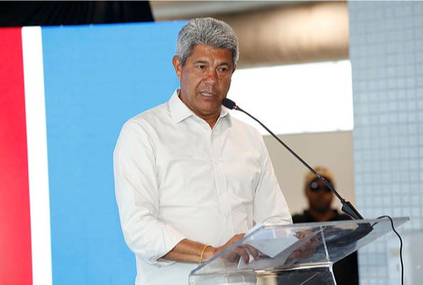 Jerônimo Rodrigues lamenta morte de jovem no IAPI Jerônimo Rodrigues lamenta morte de jovem no IAPI