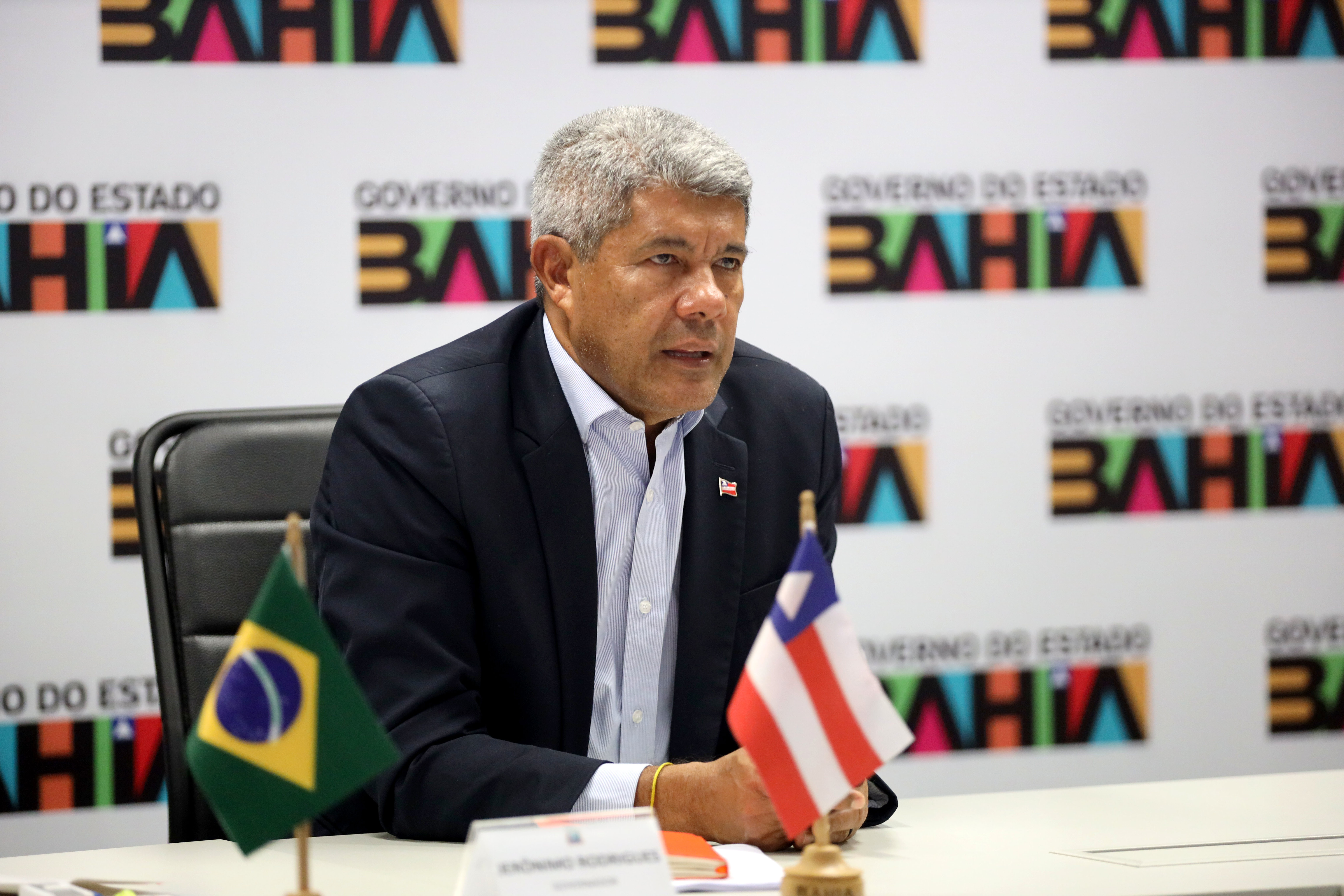 Jerônimo confirma que disputará reeleição em 2026