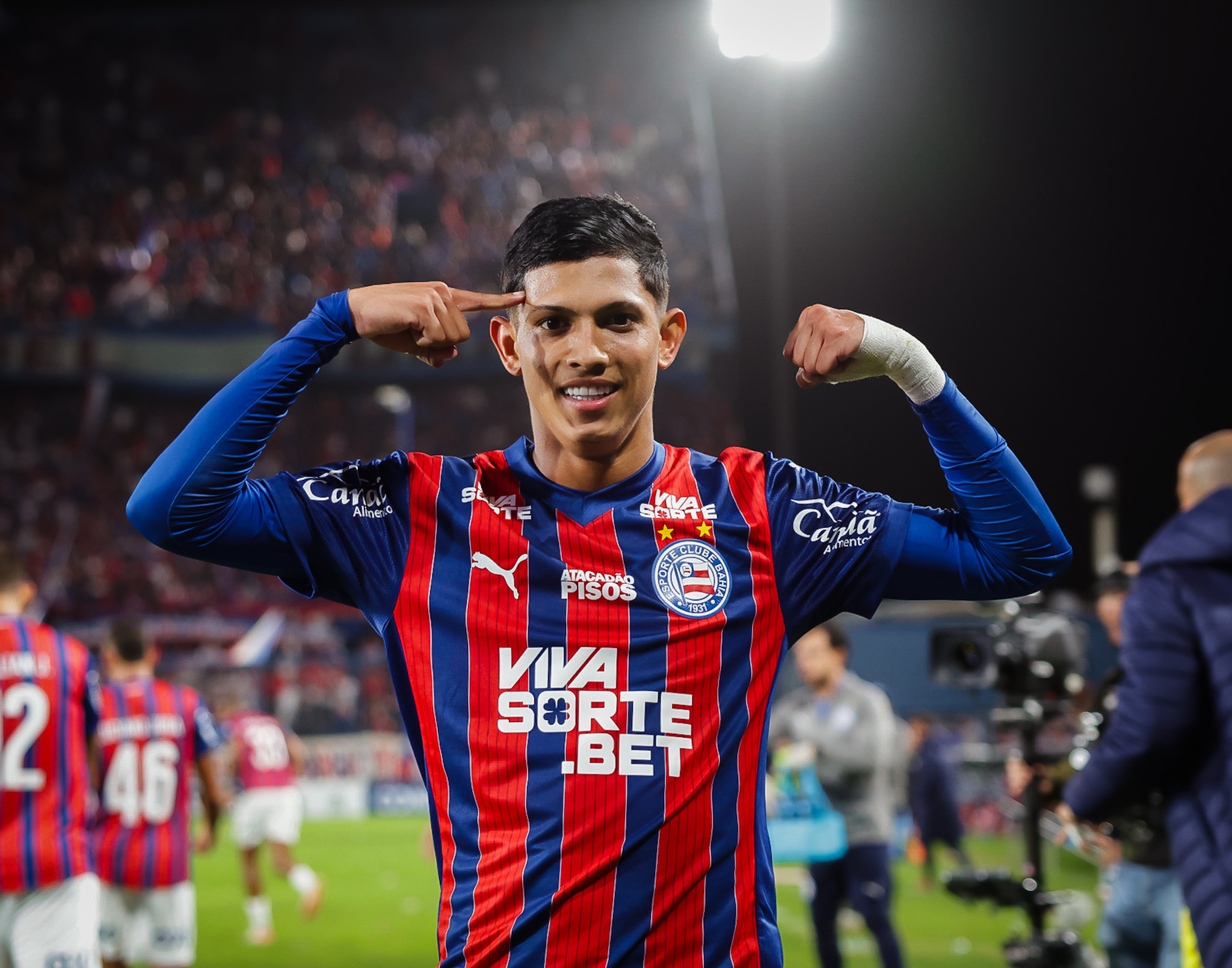 Erick Pulga vibra com gol histórico: “Momento maravilhoso"