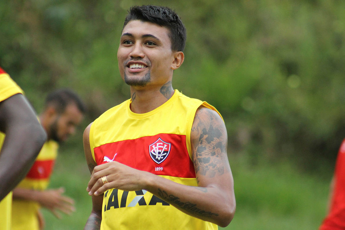 Ex-Bahia e Vitória, Kieza é anunciado por outro clube baiano