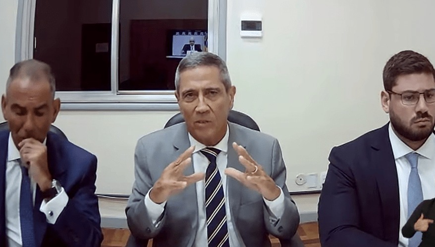 Braga Netto nega ter pago a kids-pretos para golpe de Estado