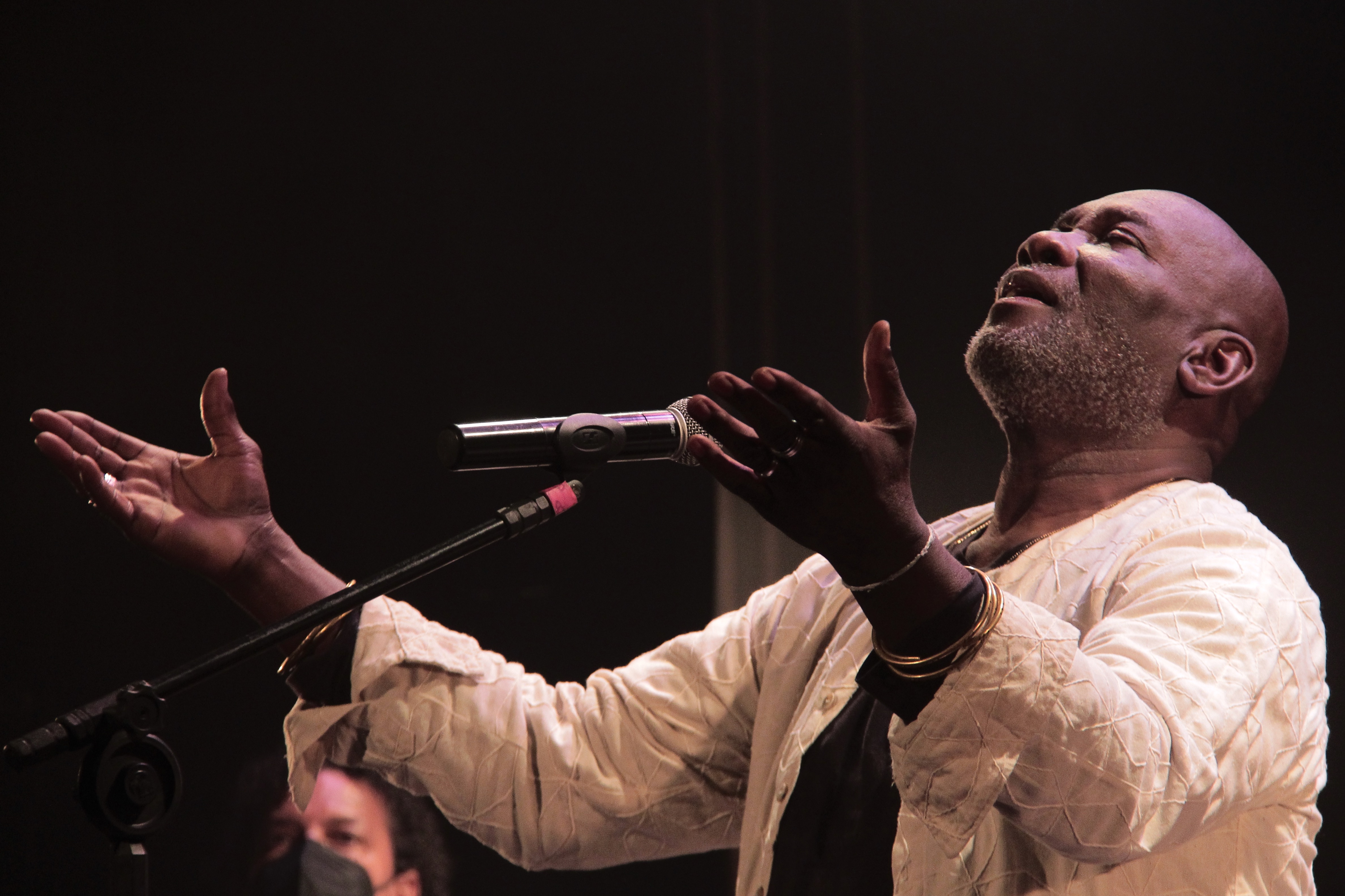 Lazzo Matumbi faz show junino inédito com clássicos de Gonzagão