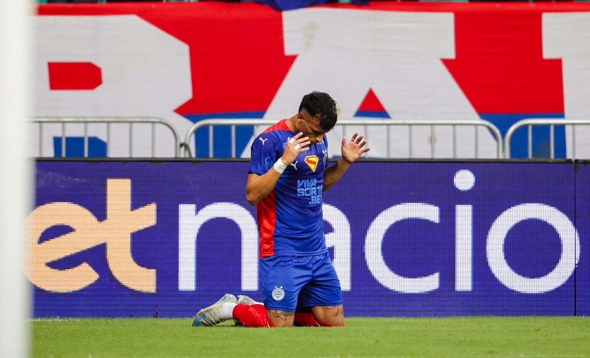 Desencantou! Lucho Rodríguez chega à artilharia do Bahia na temporada