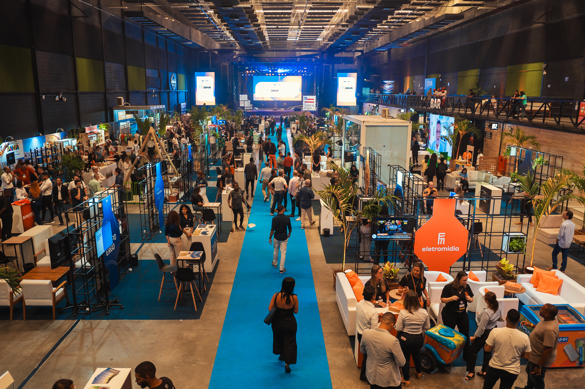 Conexões que geram resultados: a força do networking no Summit de ...