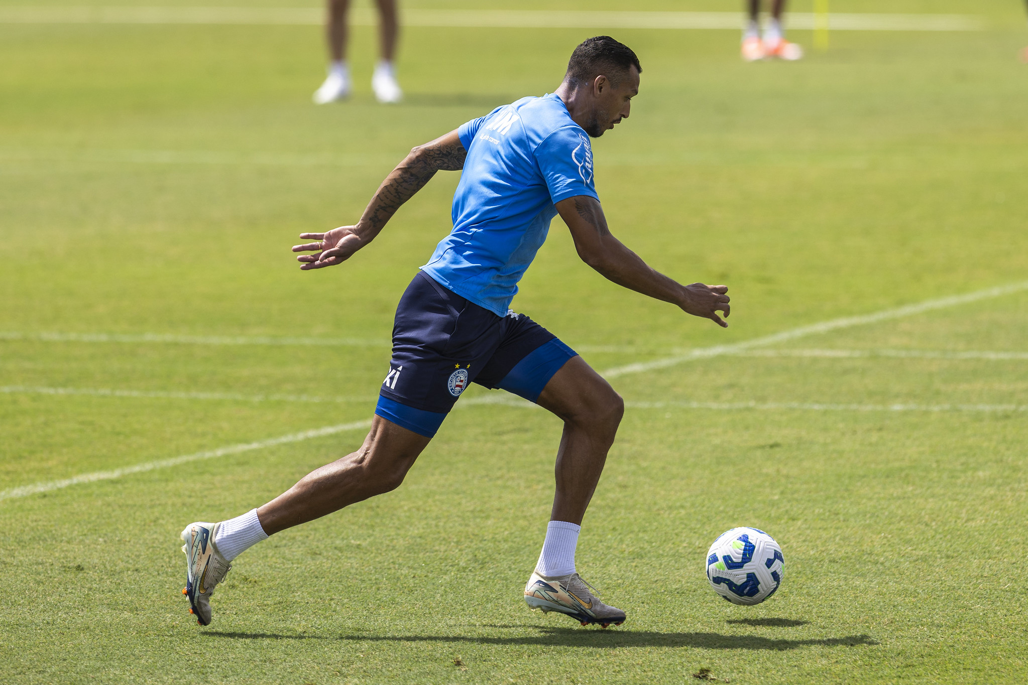 David Duarte treina e pode reforçar o Bahia diante do Flamengo