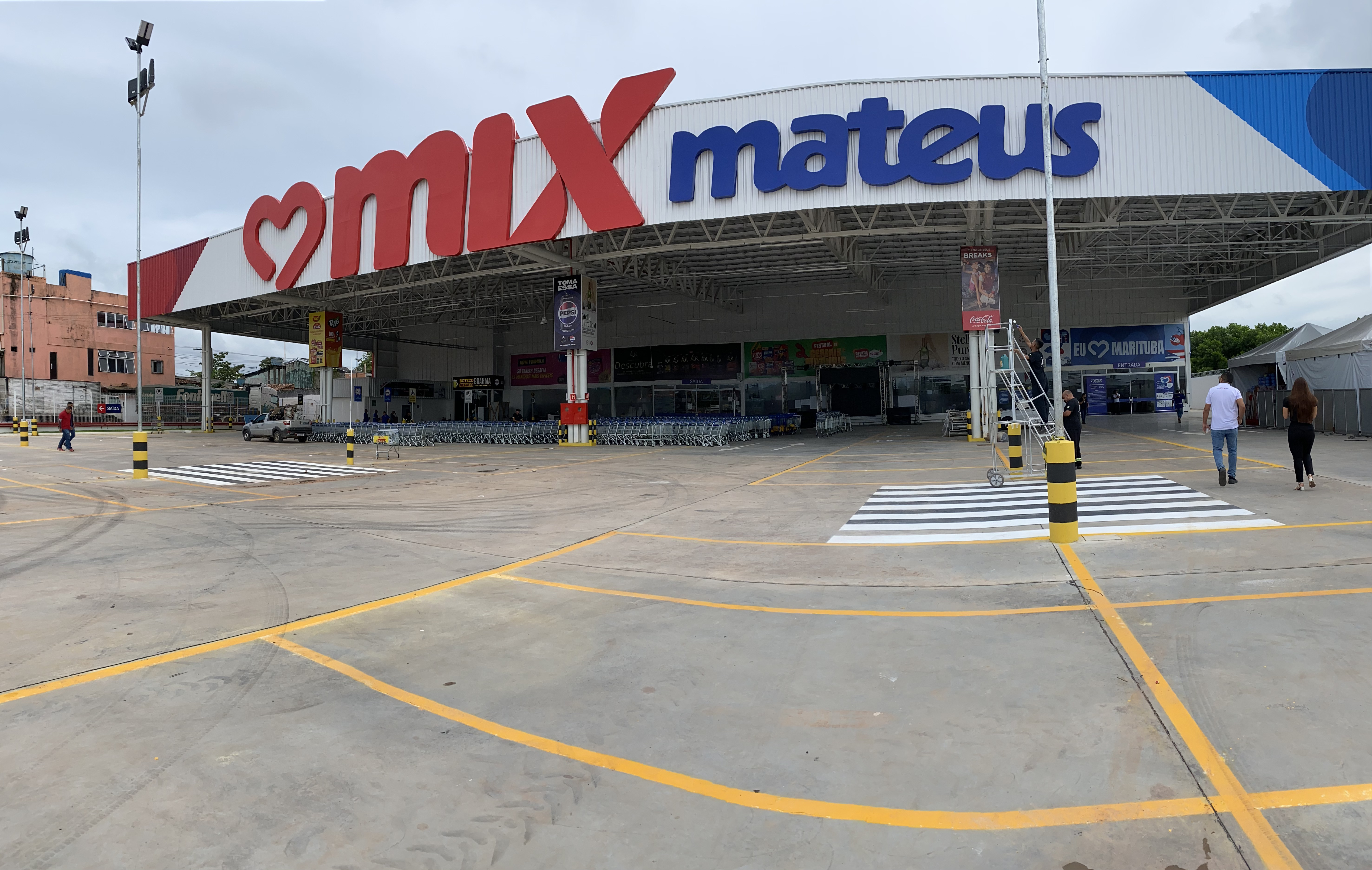 Vai falir? Grande rede de supermercados perde R$ 2,5 bilhões e acende alerta