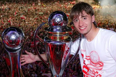 Saiba como joga Ramón Gómez, alvo do Bahia para a lateral-direita