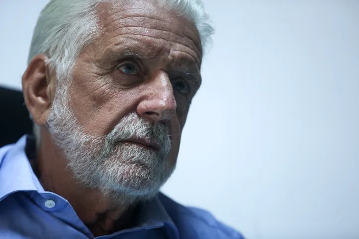 Senador projeta eleição acirrada e põe em xeque candidatura de ACM Neto