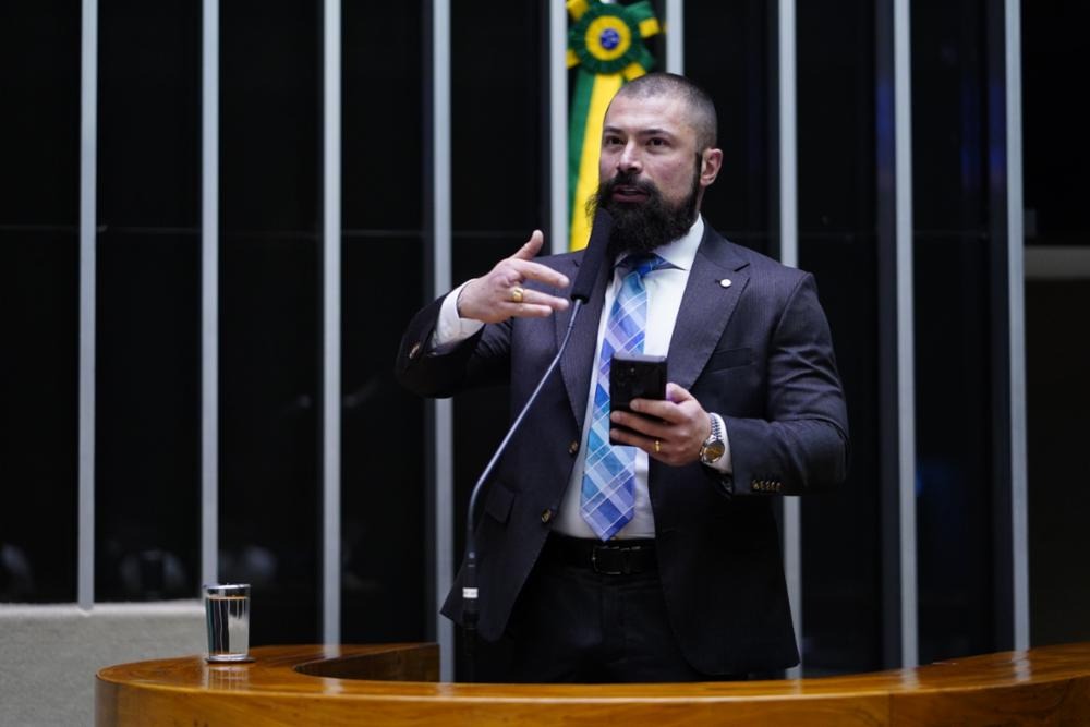 Justiça manda Instagram apagar vídeo que liga Lula ao narcotráfico