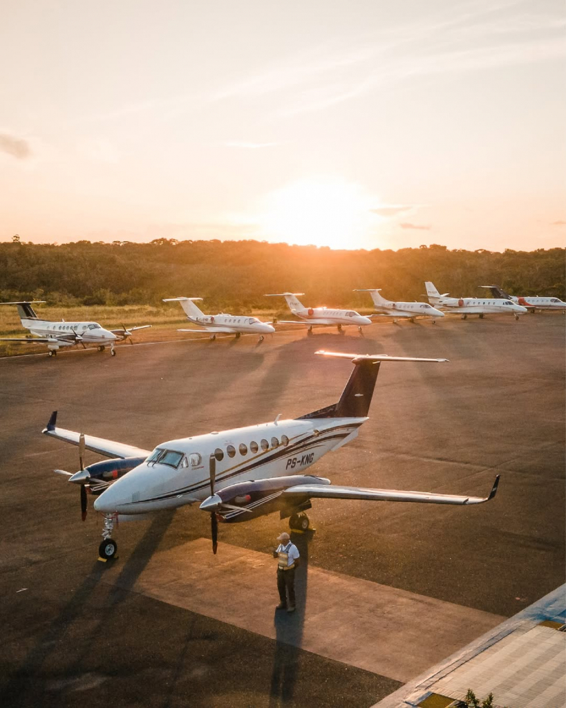 Paraíso dos famosos: aeroporto de Trancoso atinge capacidade máxima
