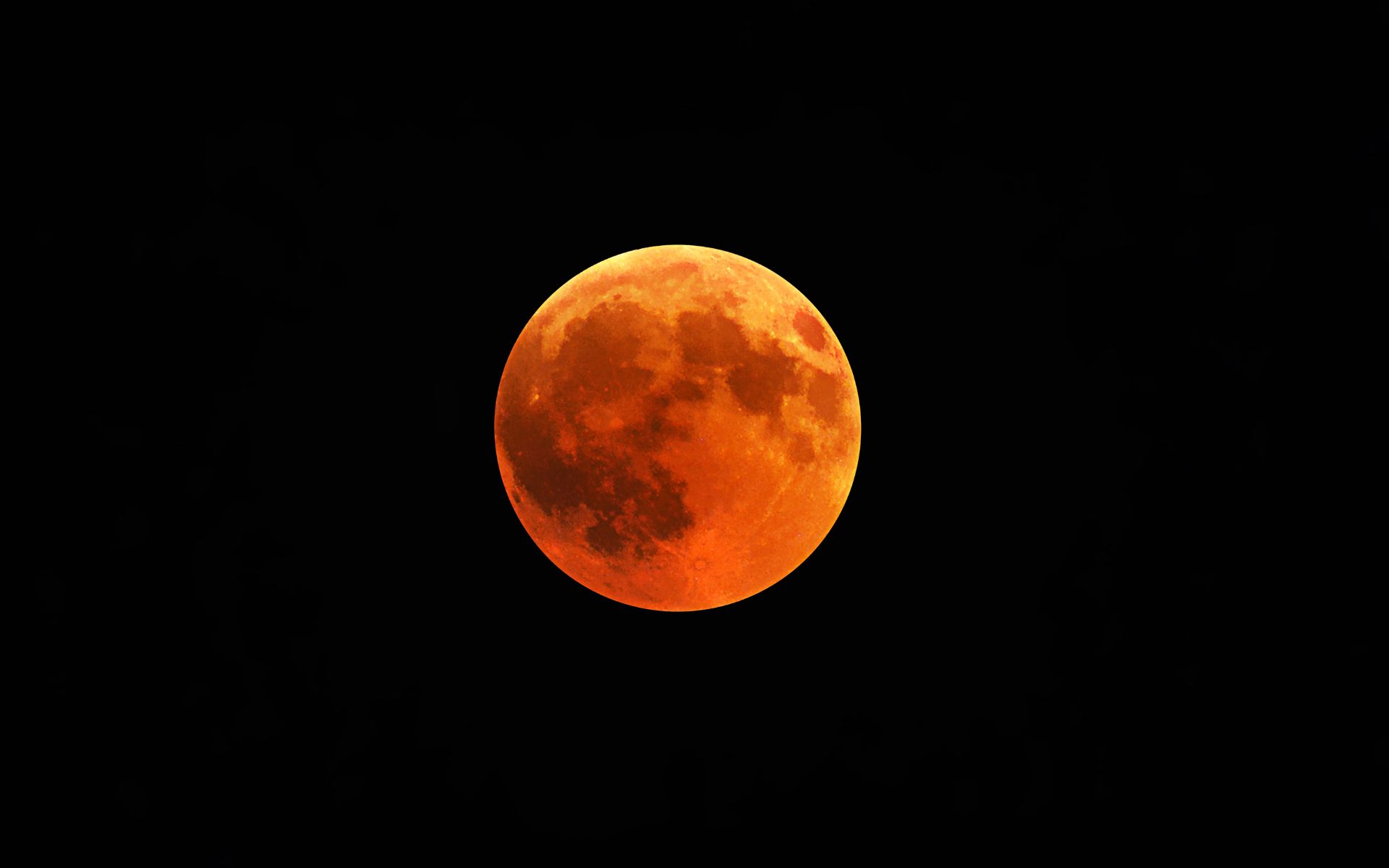 Lua enferrujada: entenda influência da Terra em fenômeno raro