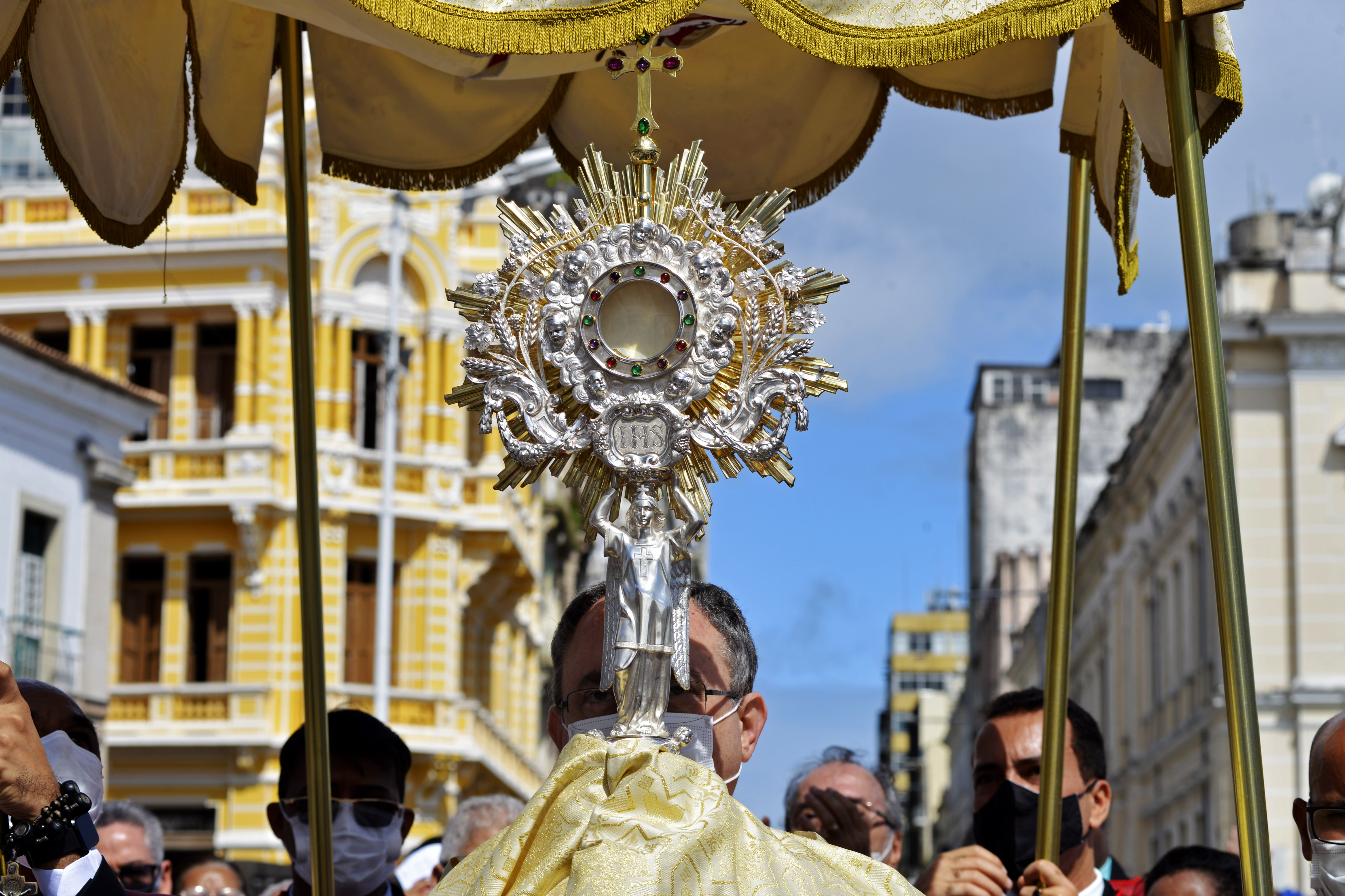 Que dia cai o Corpus Christi 2026? Entenda por que data muda todo ano