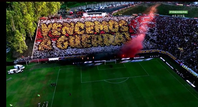 Vencemos A Guerra Torcida Do Vitória Comemora Título Com Mosaico