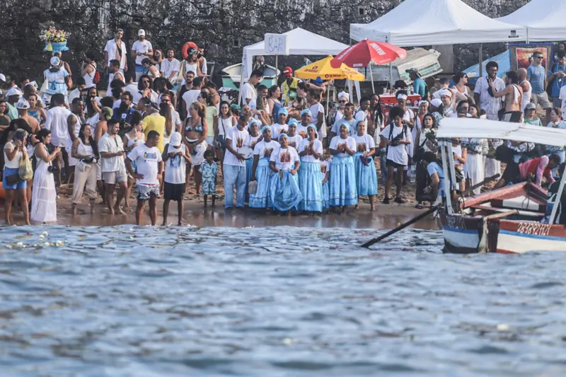 Confira as belas imagens da Festa de Iemanjá | A TARDE